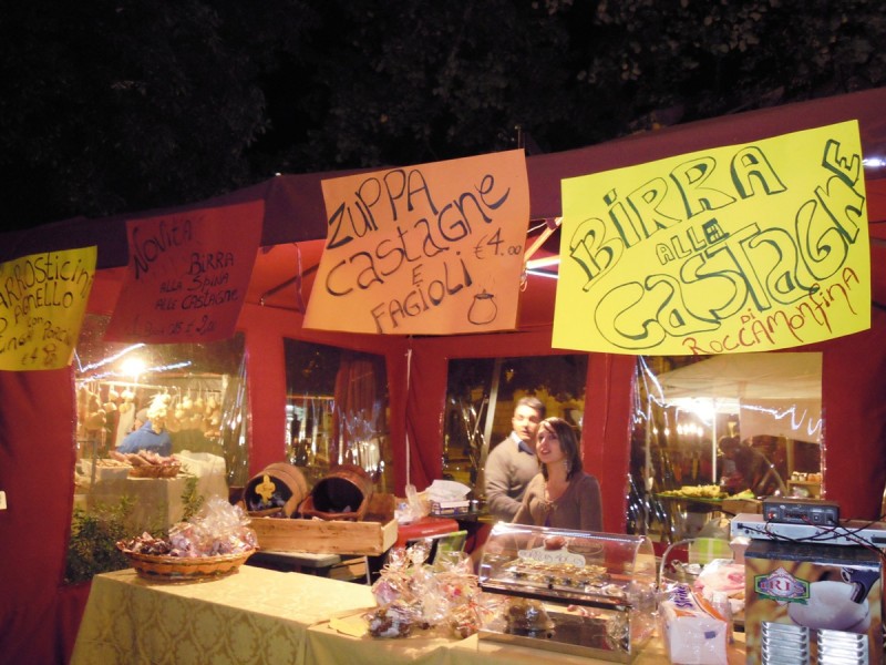 Roccamonfina (Ce), 35a edizione della Sagra della castagna - Luciano ...