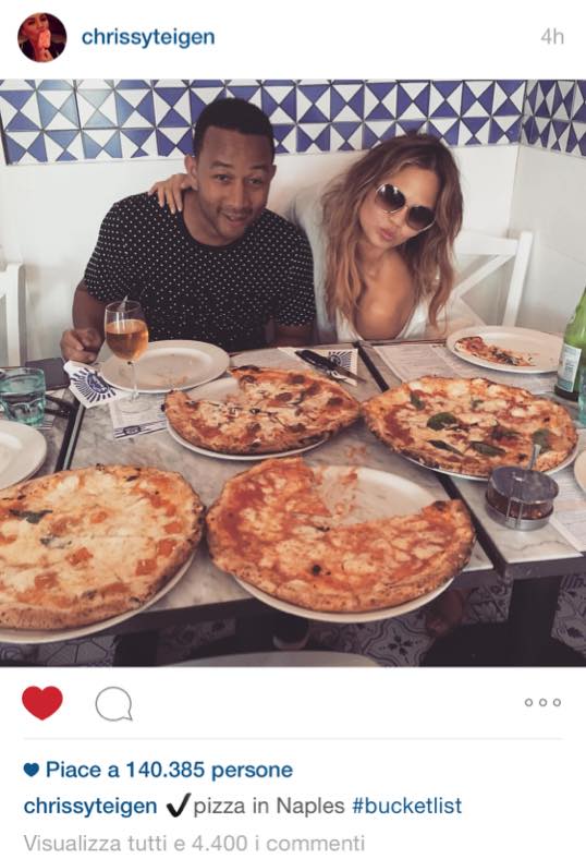 Pizza da Sorbillo per John Legend e la moglie Chrissy Teigen - Luciano ...