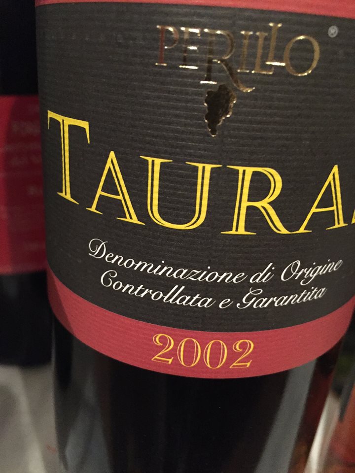 Taurasi 2002 docg Perillo - Luciano Pignataro Wine Blog