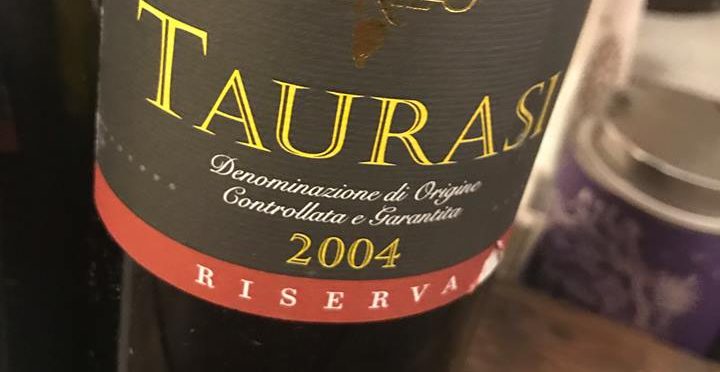 Taurasi Riserva 2004 Perillo, il magico sul ragù con le tracchiole di ...