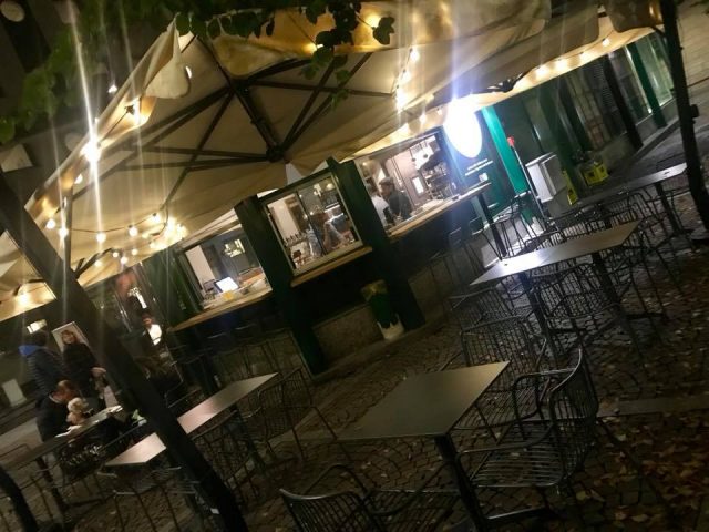 Exit Milano, mangiare in un chiosco piatti d'autore di Claudio Rovai a ...