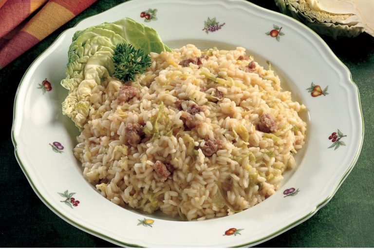 Riso e verza, la ricetta perfetta dell'Osteria La Chitarra - Luciano ...