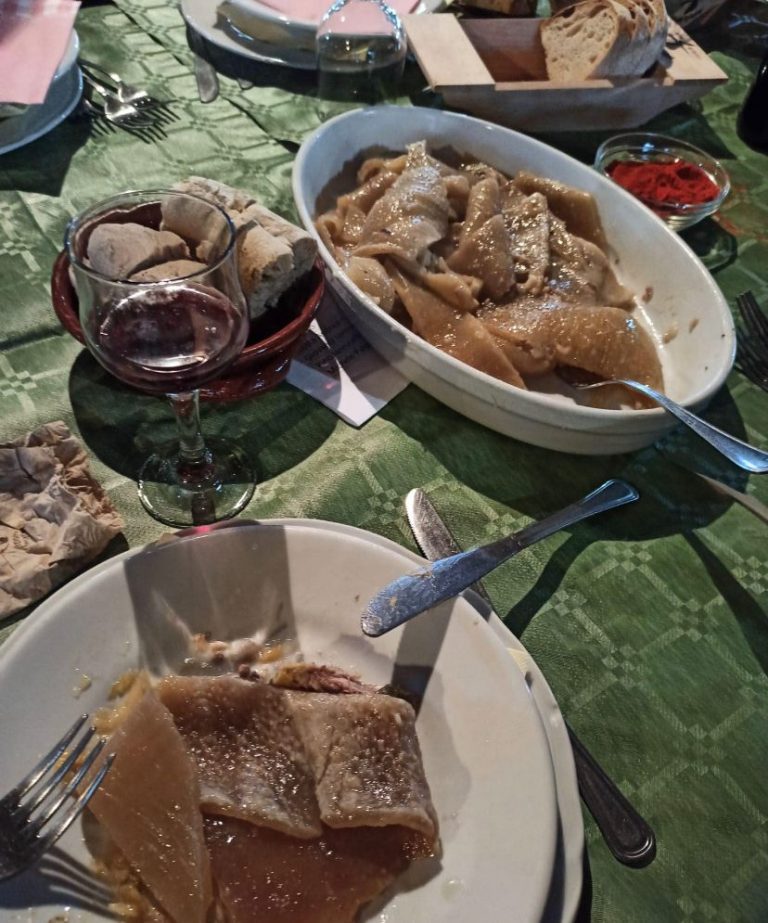 Cosa sono le frittole calabresi e cosa farà la neonata Confraternita