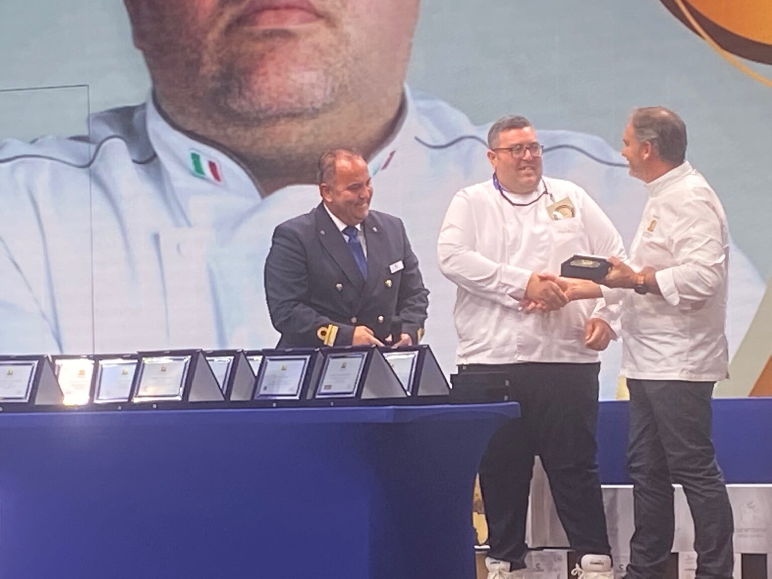 Panettone senza confini: in crociera con Iginio Massari - Luciano ...