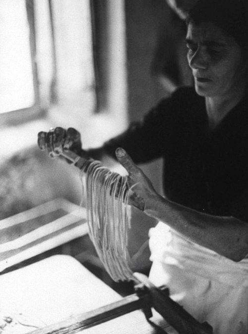 La matassa campagnese. Un intreccio di acqua, farina, storia e memoria ...