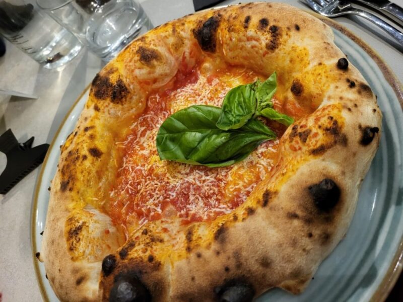 Vincenzo Capuano apre la sua a Cava de Tirreni