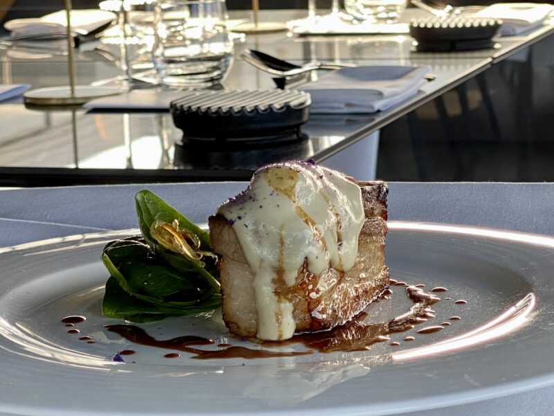 Il ristorante della Gold Tower a Napoli