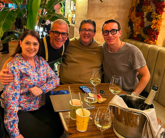 Max Mariola apre a Milano e fa boom: 6000 prenotazioni