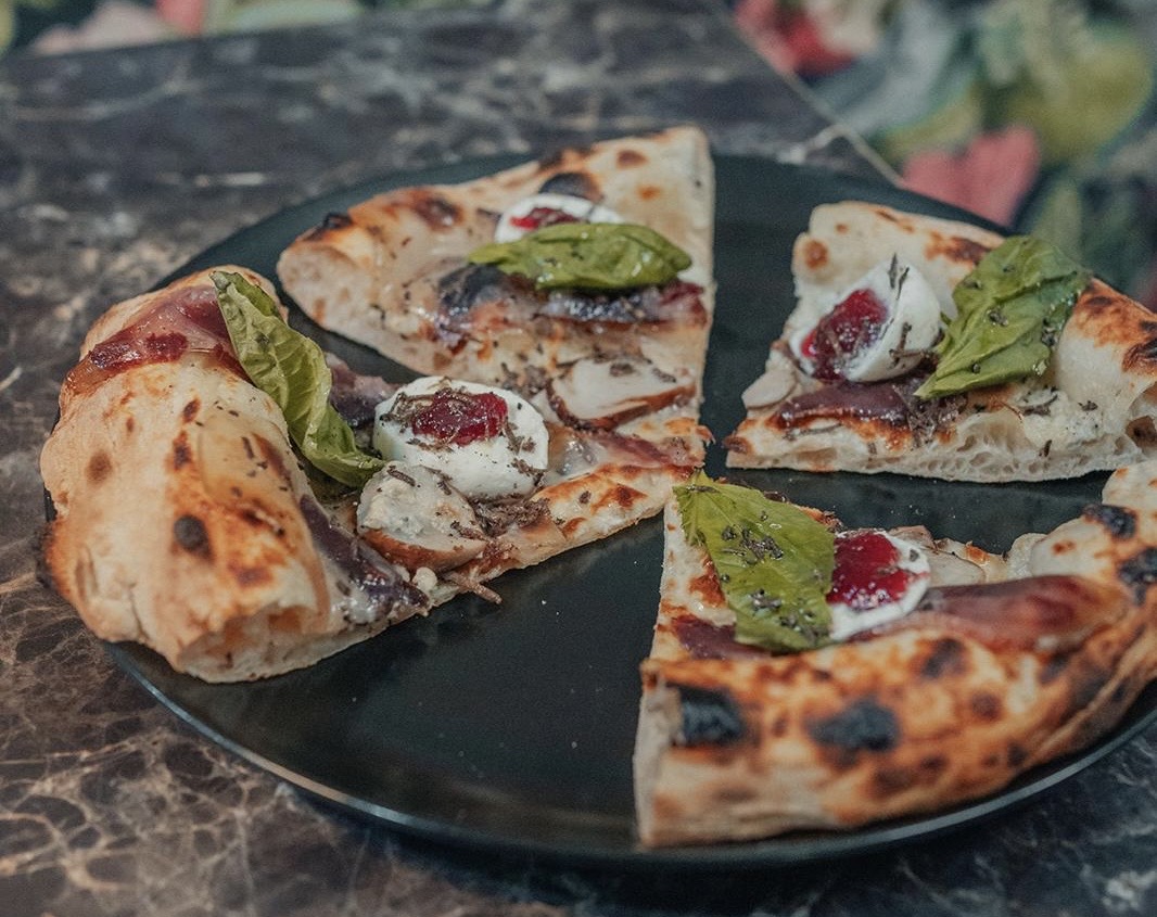 Pizza della settimana: “Dagli Alburni al Cilento” Pizzeria Robertino ...