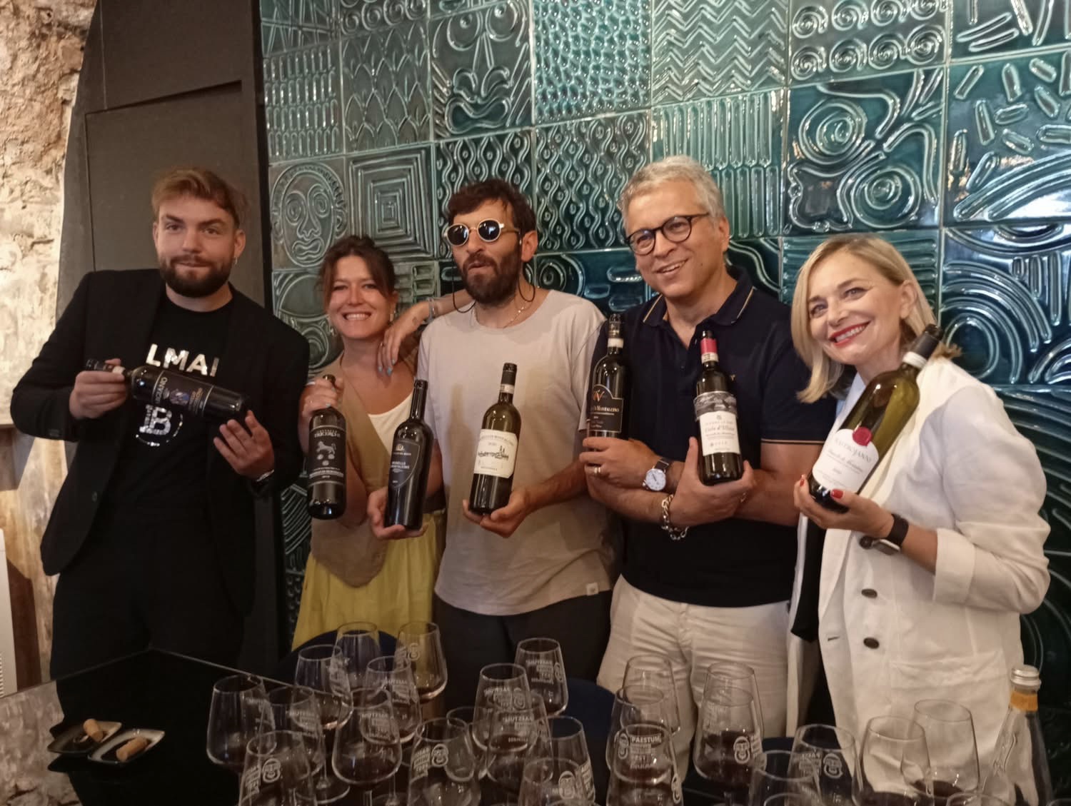 Putea a Santi Quaranta: degustazione al borgo di sette Brunello di ...